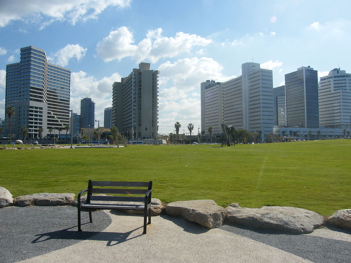 Charles Clore Park in Tel Aviv - Israel by Locals