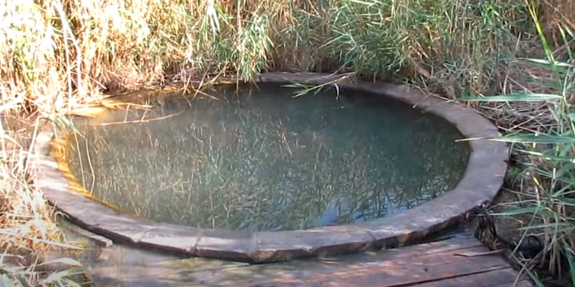 Gideon Spring in the Jezreel Valley - Israel by Locals